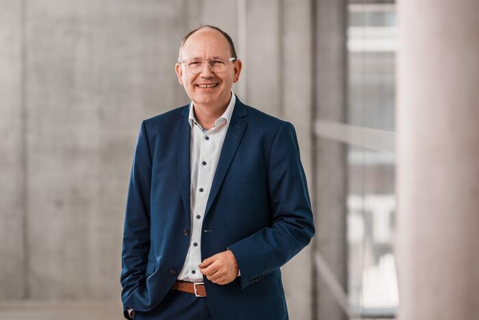 Offizielles Foto Oberbürgermeister Christian Specht | Mannheim.de